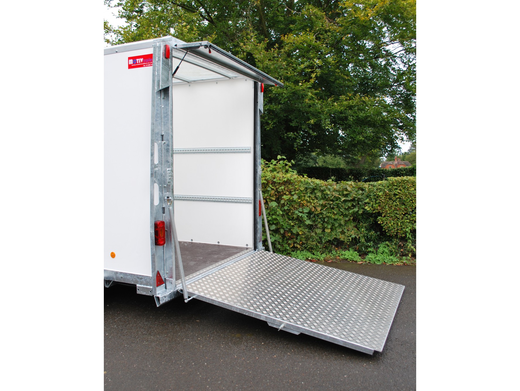 Motiv Trailers | Box Van Double Twin Axle Trailer