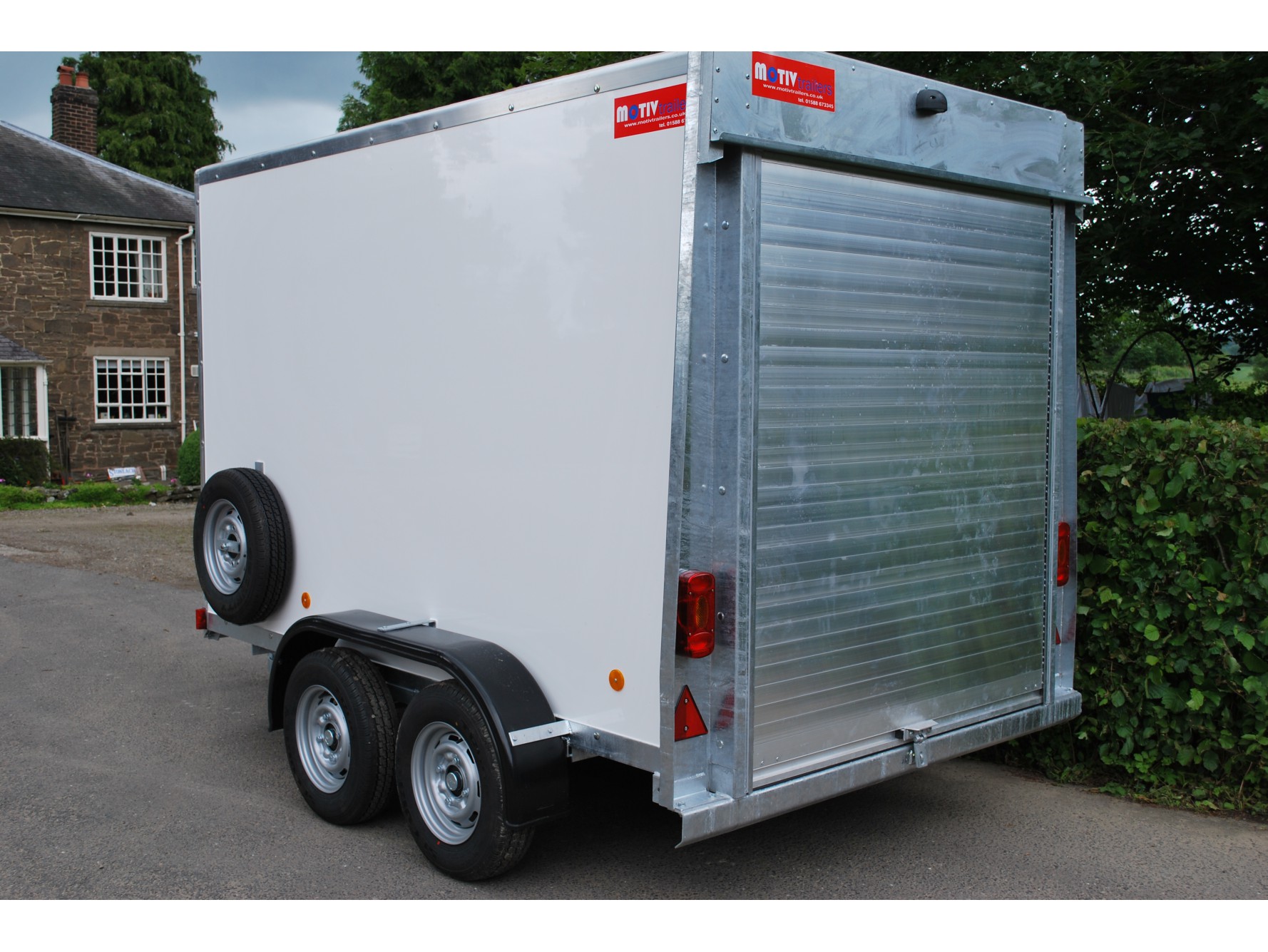 Motiv Trailers | Box Van Double Twin Axle Trailer