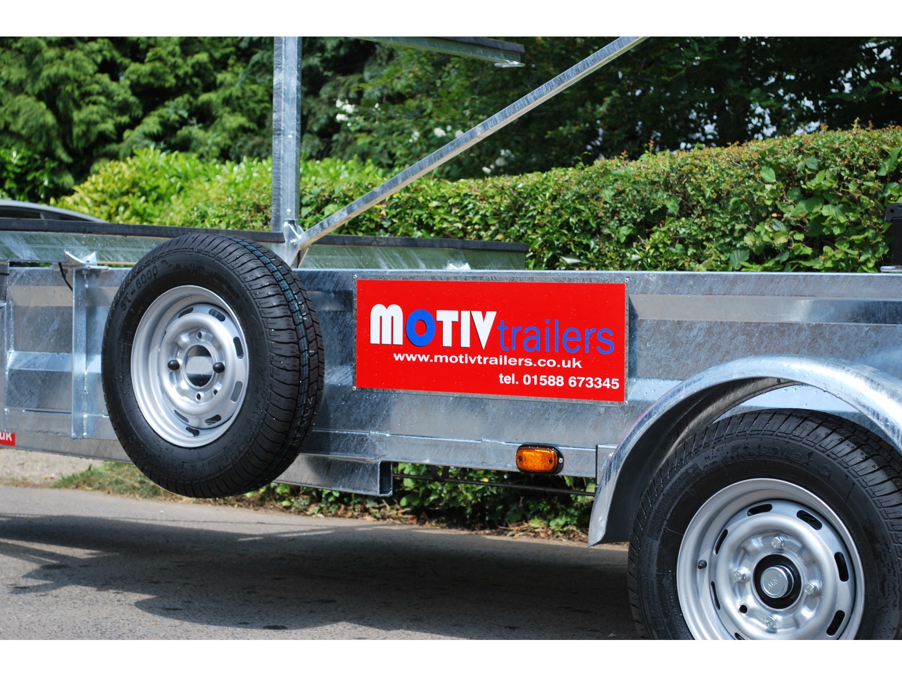 Motiv Trailers | TC 2000 3x12 Centre Post Rowing Boat Trailer