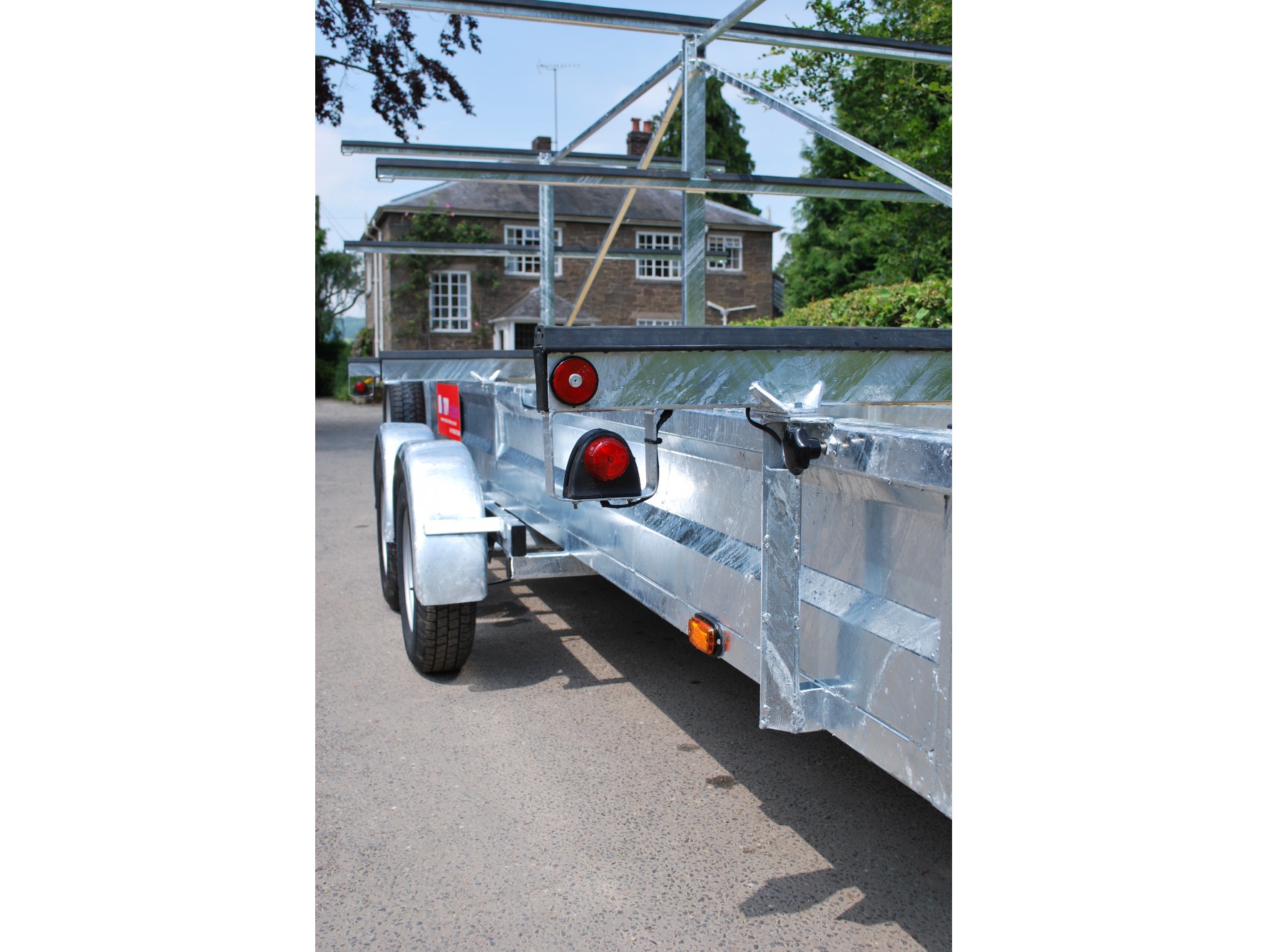 Motiv Trailers | TC 2000 3x12 Centre Post Rowing Boat Trailer