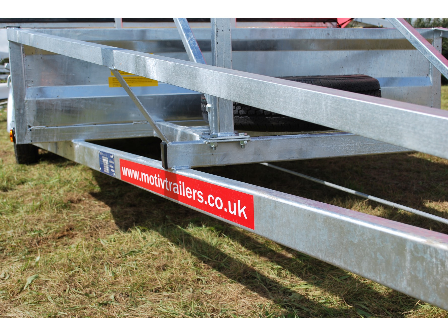 Motiv Trailers | TC 2500 HDG 4x12 Rowing Boat Trailer