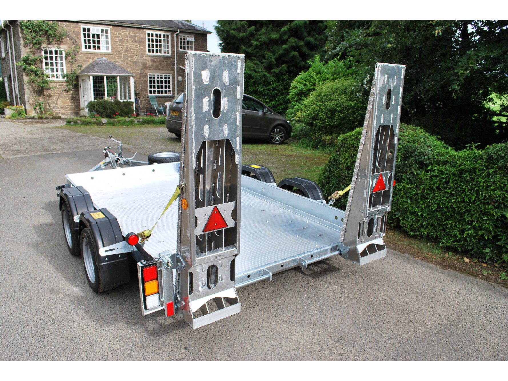 Motiv Trailers | TC3000 30 Access Platform Trailer Nifty Lift HR12 ...